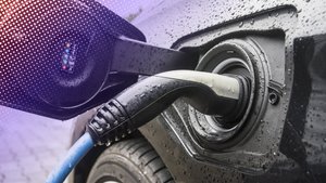 E-Autos holen auf: Abstand zu Verbrennern schmilzt rasant