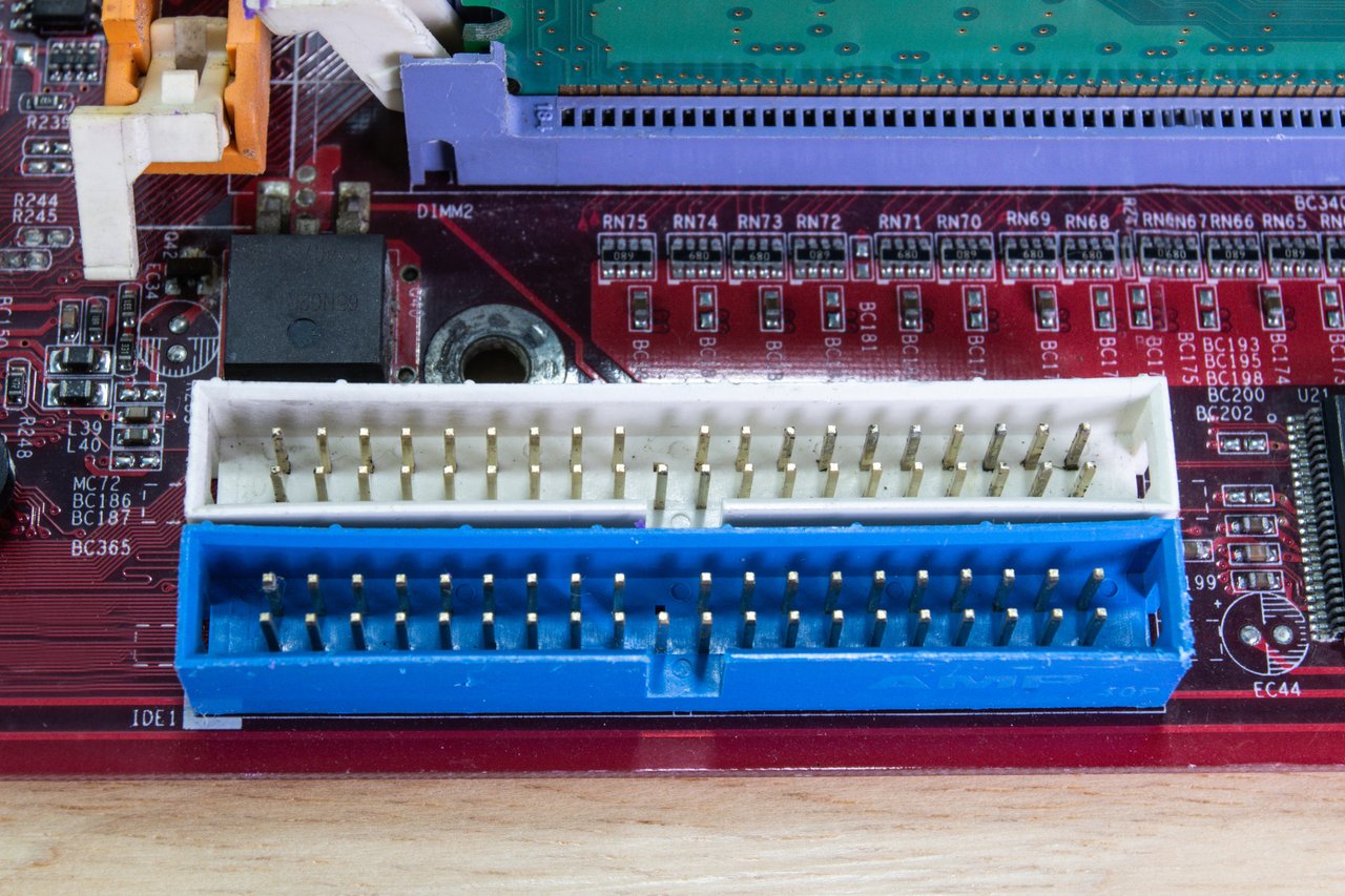 Was ist P-ATA: Begriff einfach erklärt auf GIGA