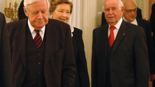 Was bedeutet Mingle? Definition und Bedeutung von Mingle und Mingle²