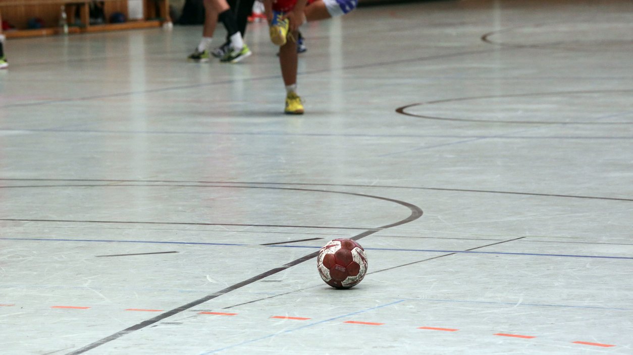 Wie Lange Dauert Handballspiel