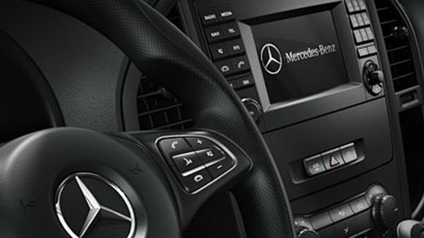 Mercedes: Navi updaten – so geht's