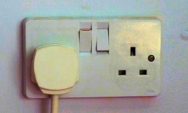 Reiseadapter für Steckdosen in England – das passt