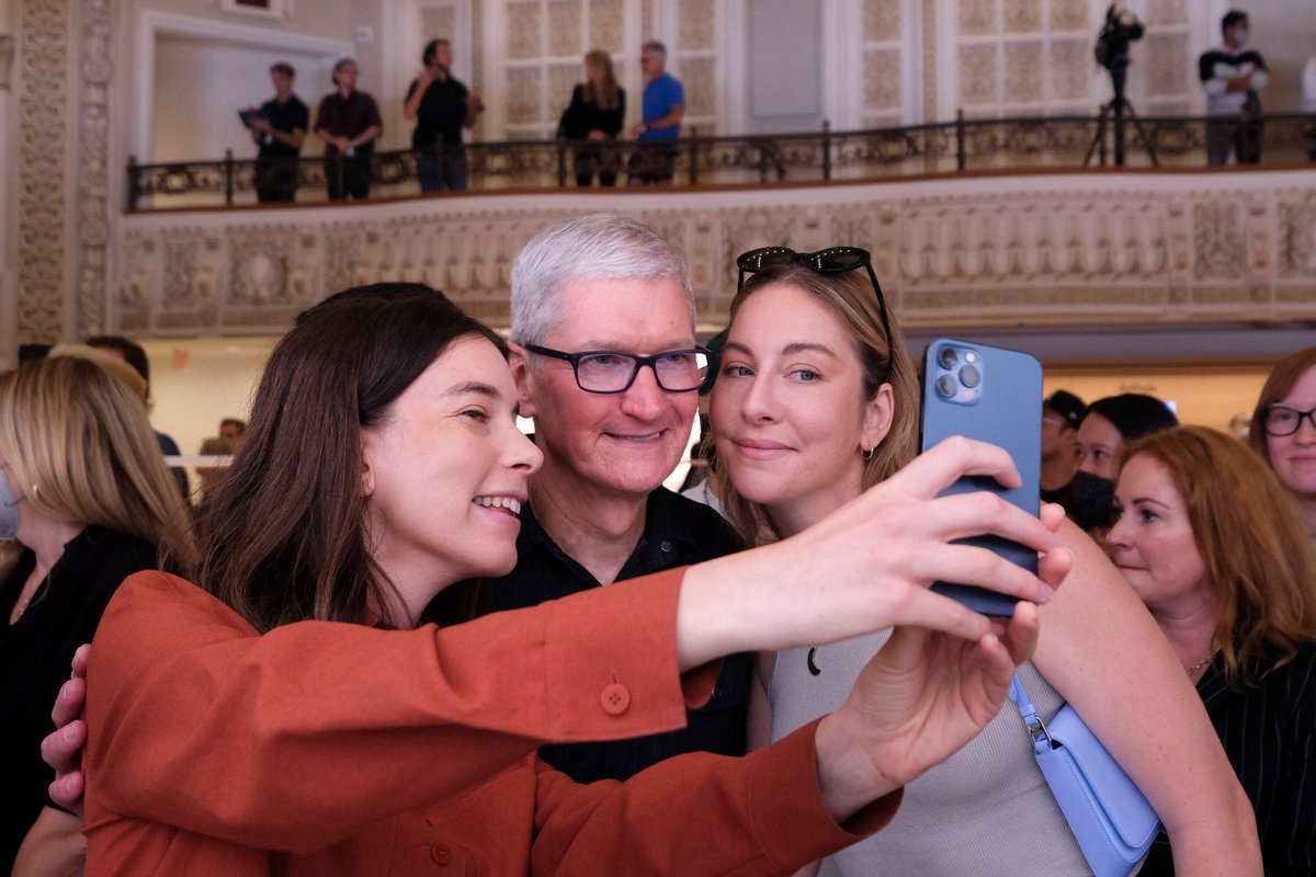Tim Cook rät Android-Nutzer: Kauf deiner Mutter ein iPhone