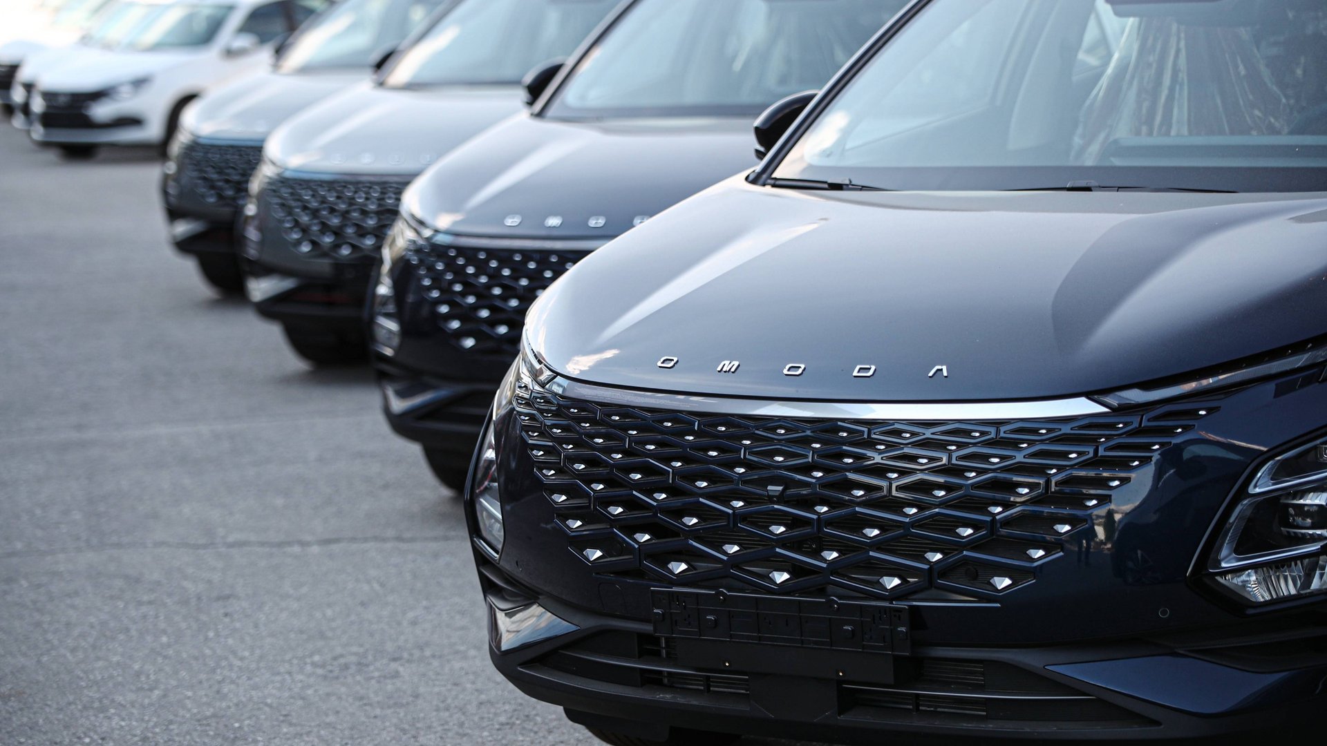 Mehr als E-Autos: China-Hersteller legt in Deutschland mit vielen ...