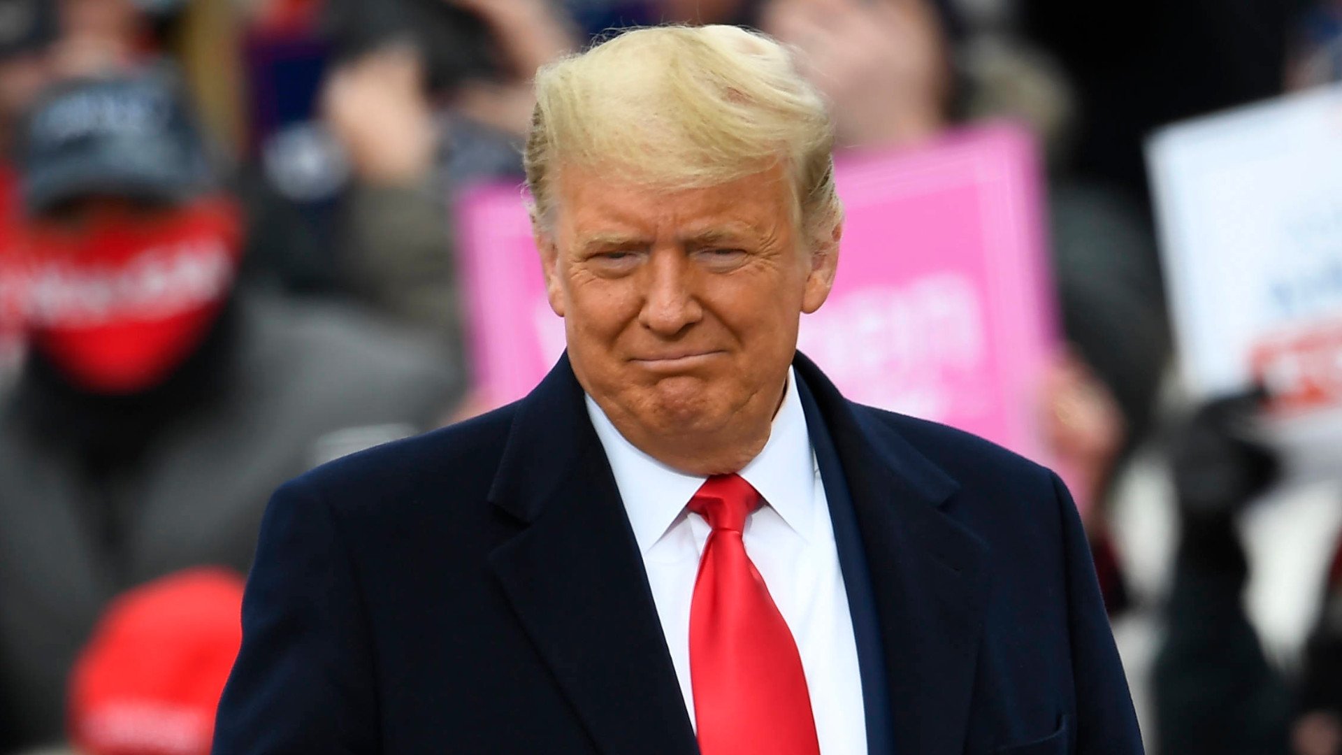 „Sie flehten mich an, mitzuspielen“: Trump äußert sich zu berühmten ...